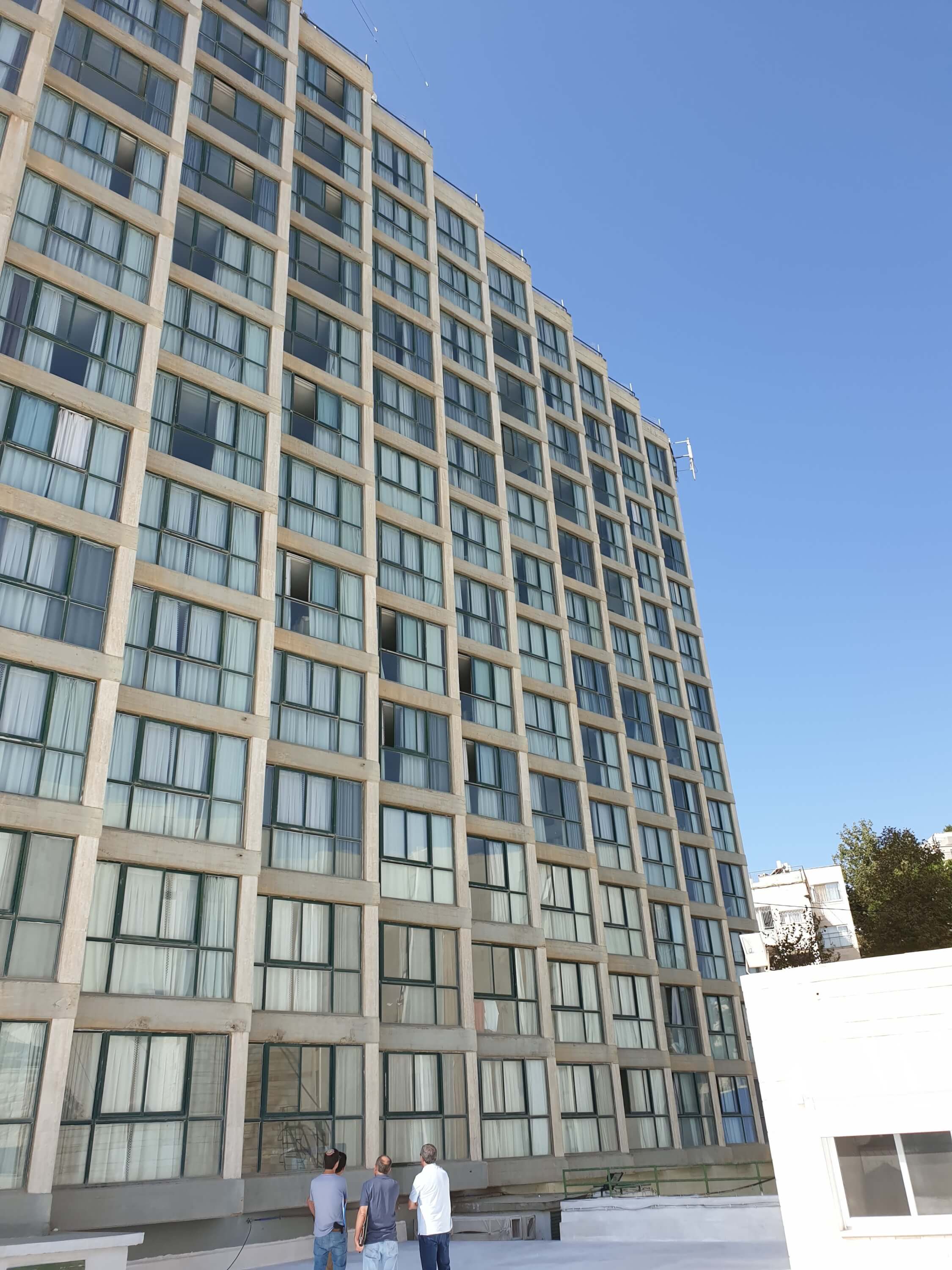 Rimonim Shalom Hotel - רשף